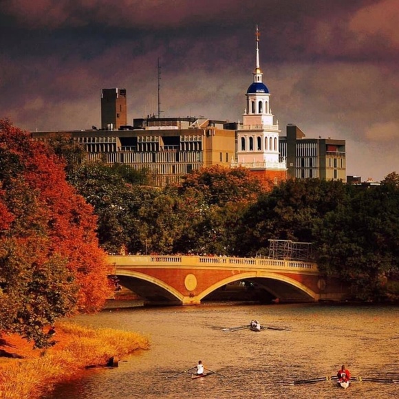 Roxsan's Closet (@roxsan13) | Poshmark